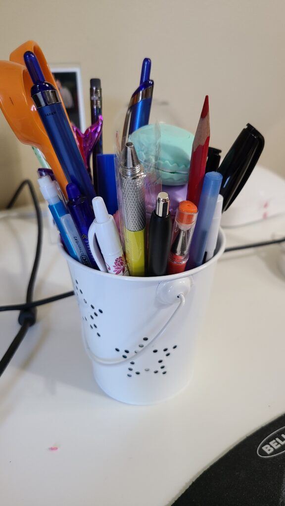 ADHD Desk Organization (My Top Tips) - organizewithadhd.com